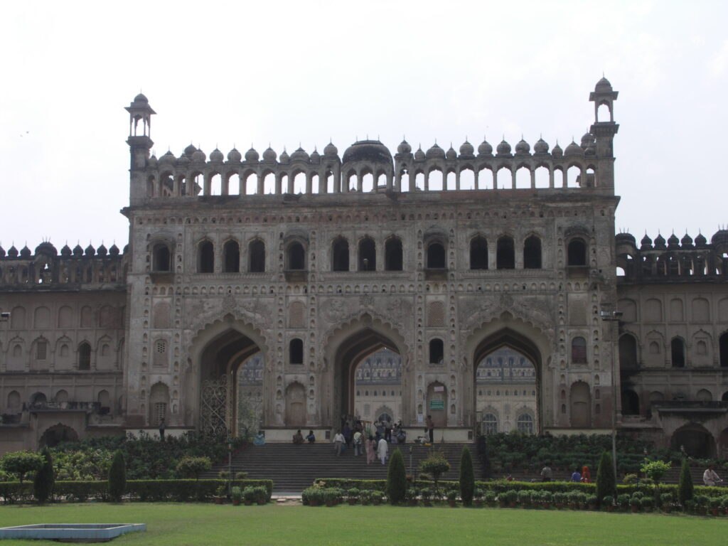 The Water is One, but the Flowers are Coloured (Al-Ma’ Wahid, Zahru ...